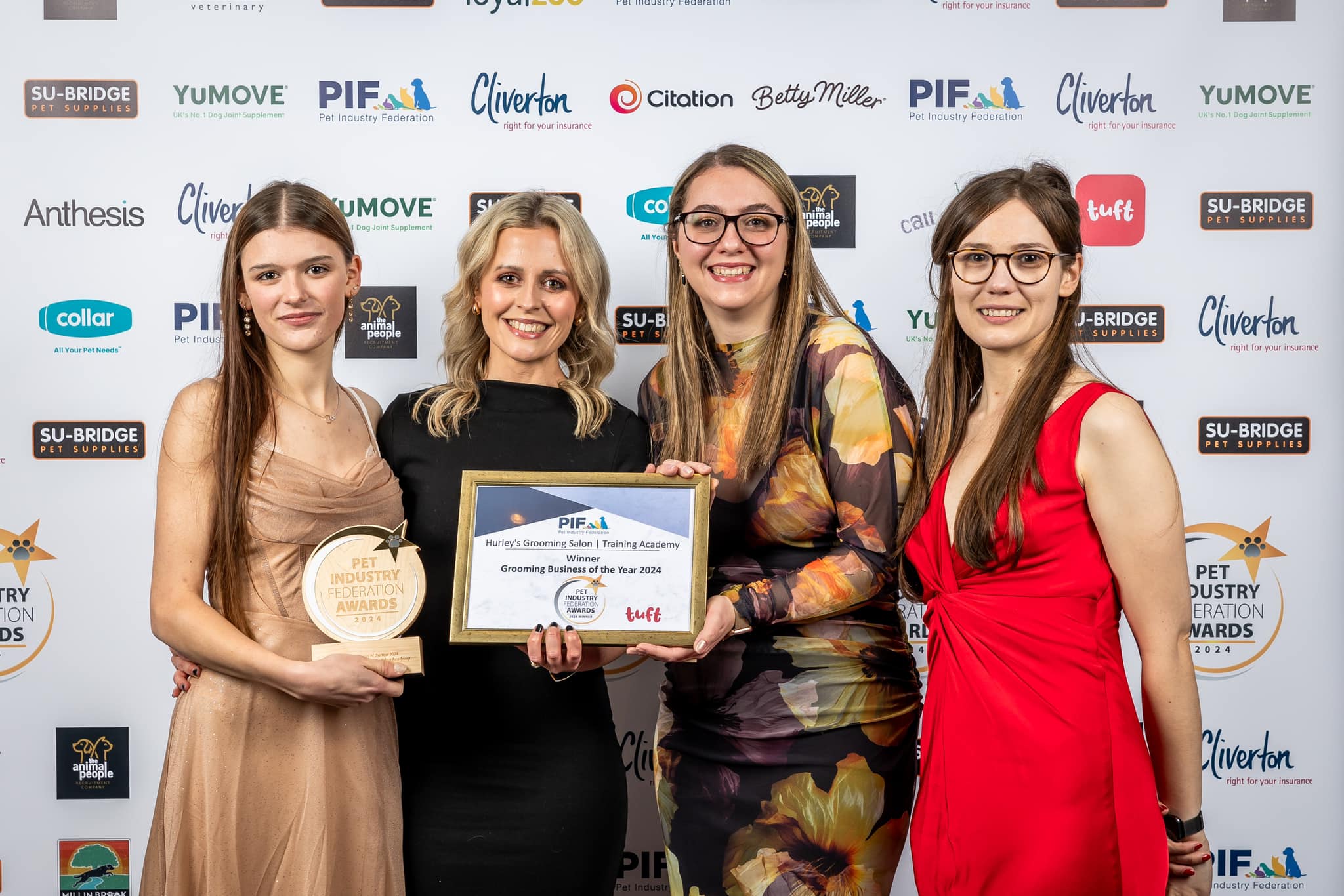 Hurley's Grooming Salon | Training Academy win award – Nottingham Local News