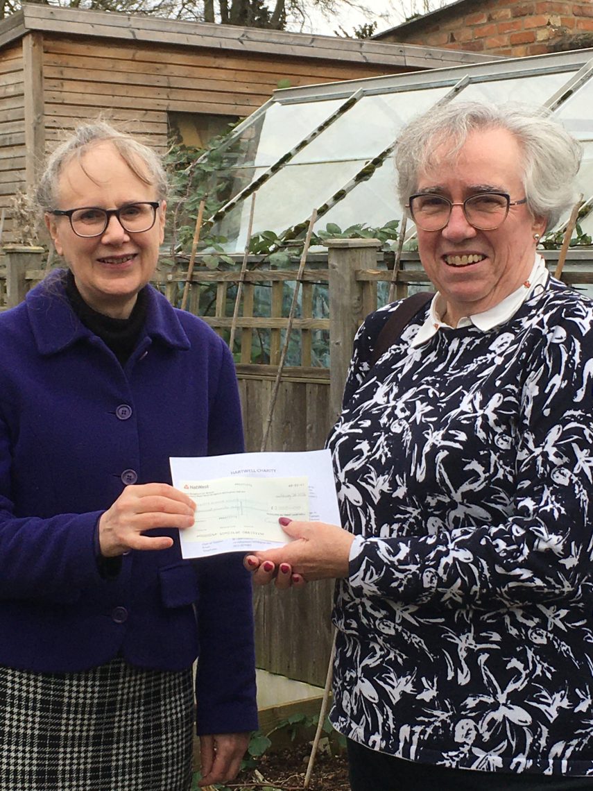 Radcliffe Manor House receives welcome donation – Nottingham Local News