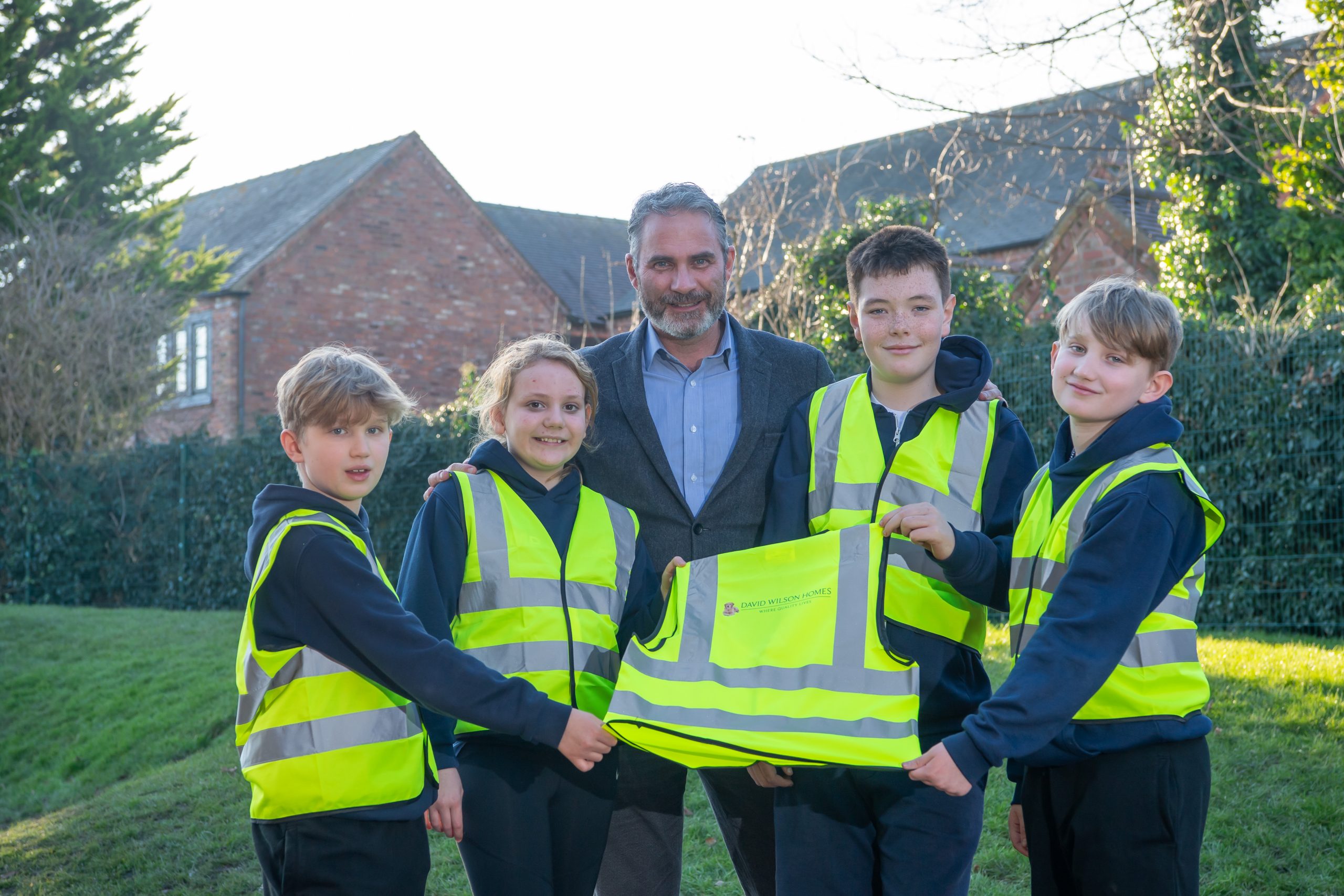 School children gifted hi-vis vests to stay safe on roads – Nottingham ...