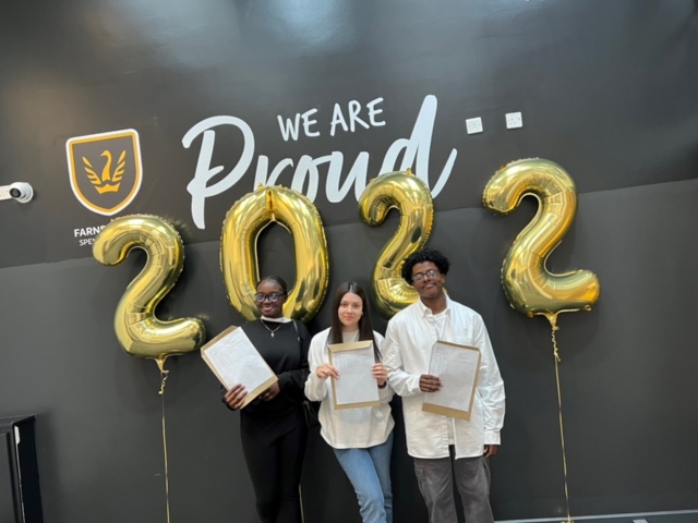 Farnborough Spencer Academy celebrates fantastic set of results ...